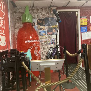 MARATHON CAFE - Updated July 2024 - 352 Photos & 97 Reviews - 46-19 ...