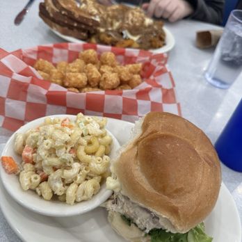 GREAT AMERICAN DINER - Updated December 2025 - 21 Photos & 17 Reviews ...