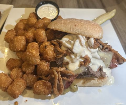 THE POINTE GRILL & BAR - Updated January 2026 - 64 Photos & 90 Reviews ...