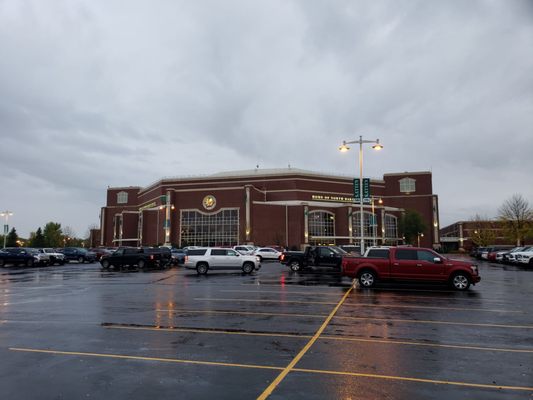 RALPH ENGELSTAD ARENA - 23 Photos & 14 Reviews - 1 Ralph Engelstad ...