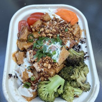 POW POW - Updated October 2025 - 606 Photos & 417 Reviews - 1253 H St ...