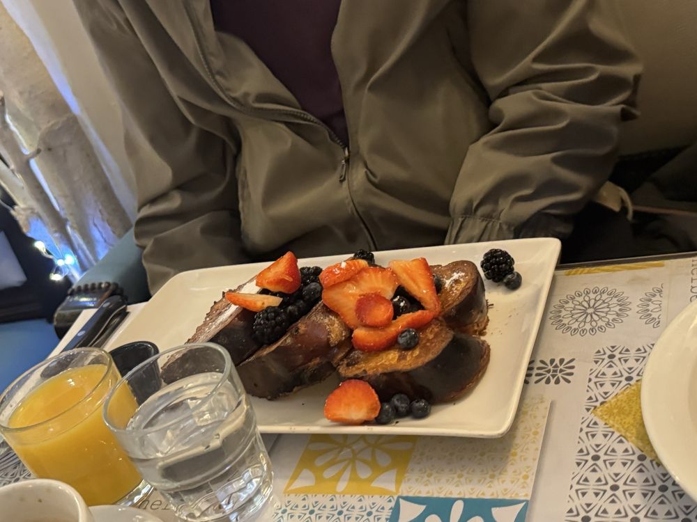 BLUEBERRY TEAROOM & RESTAURANT - Updated June 2026 - 53 Photos & 49 ...