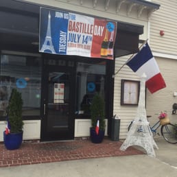 BLEU - Updated December 2025 - 260 Photos & 344 Reviews - 10 Market St ...