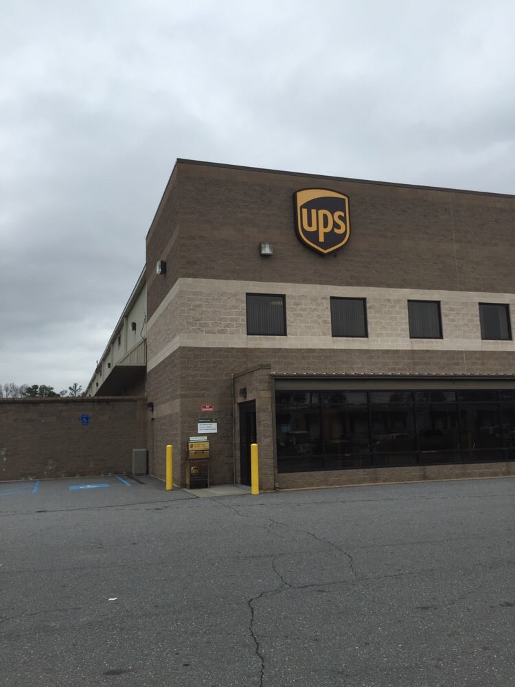 UPS CUSTOMER COUNTER - Updated December 2025 - 26 Reviews - 1300 Old ...