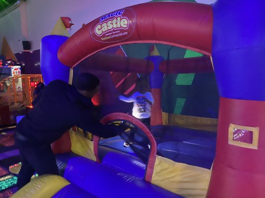 MAX ADVENTURES - 506 Photos & 42 Reviews - Kids Activities - 2378 ...