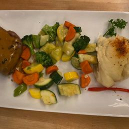 NEWPORT LANDING RESTAURANT - Updated August 2025 - 1149 Photos & 1070 ...