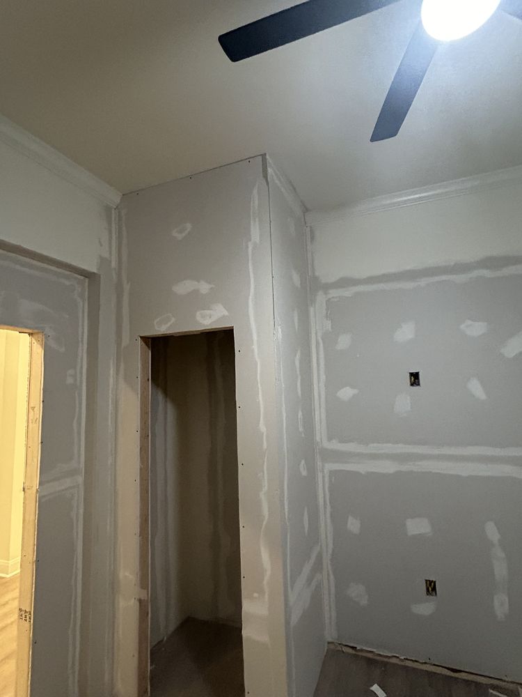 KP BUILDERS - Updated July 2025 - Amarillo, Texas - Carpenters - Phone ...