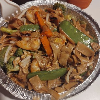 SAEN THAI CUISINE - Updated September 2025 - 116 Photos & 189 Reviews ...