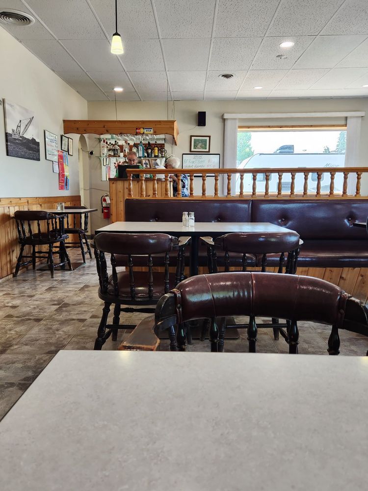 WHITE GOOSE RESTAURANT - Updated December 2025 - 4601 45th Street ...
