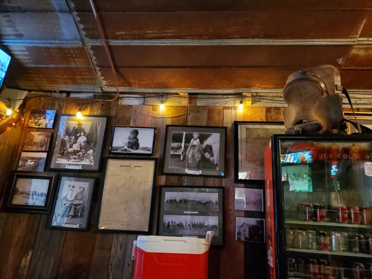 WINDMILL GRILL & SALOON - Updated May 2024 - 36 Photos & 25 Reviews ...