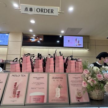 MOLLY TEA - Updated December 2025 - 228 Photos & 90 Reviews - 318 ...