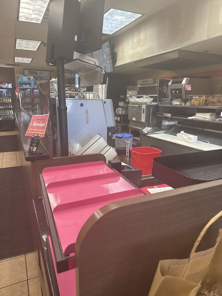 DUNKIN’ - Updated December 2025 - 11 Photos & 17 Reviews - 87 River Dr ...