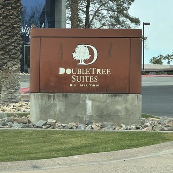 DOUBLETREE SUITES BY HILTON - PHOENIX - Updated January 2025 - 471 ...