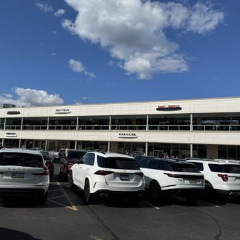 POCONO PREMIUM OUTLETS - Updated December 2025 - 261 Photos & 185 ...