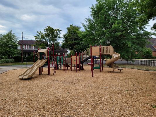 NEWBERRY PARK - Updated January 2026 - 813 Baker St, Williamsport ...