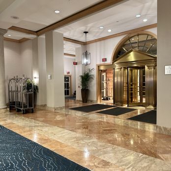 WESTFIELDS MARRIOTT WASHINGTON DULLES - Updated December 2025 - 203 ...