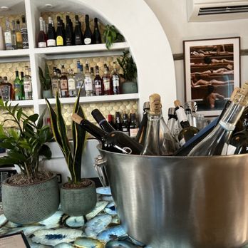 BAR167 - Updated June 2024 - 279 Photos & 102 Reviews - 5 Fulton St ...