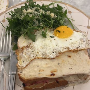 THE CAKE BAKE SHOP BY GWENDOLYN ROGERS-BROAD RIPPLE VILLAGE - Updated ...