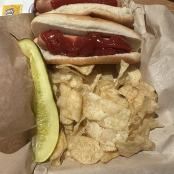 SAMUEL ADAMS TAP ROOM - Updated August 2025 - 554 Photos & 229 Reviews ...