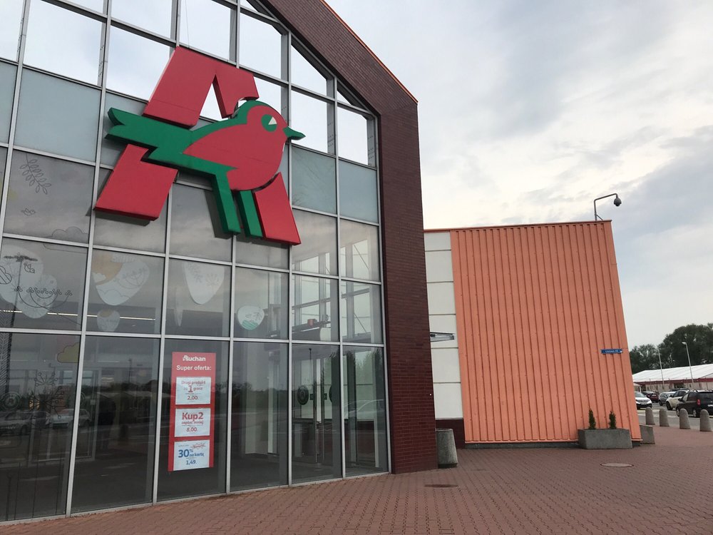 AUCHAN - Updated July 2025 - Ustowo 45, Szczecin, Poland - Department ...