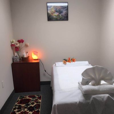 SPRING BLOSSOM SPA - Updated September 2025 - 20 Reviews - 5411-E ...