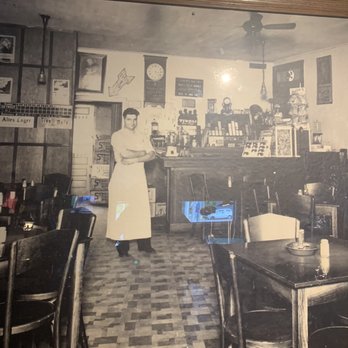 BILRUS BAR - Updated January 2026 - 18 Photos - 369 1/2 Northbound ...