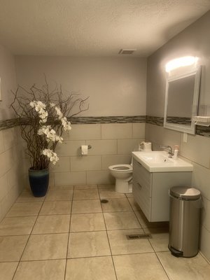 FLOAT SPA 19 - Updated January 2026 - 33 Photos & 37 Reviews - 1212 S ...