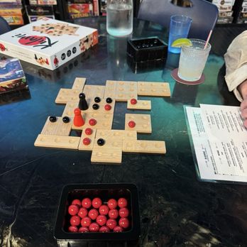 PIECES THE ST. LOUIS BOARD GAME BAR & CAFE - Updated April 2025 - 538 ...
