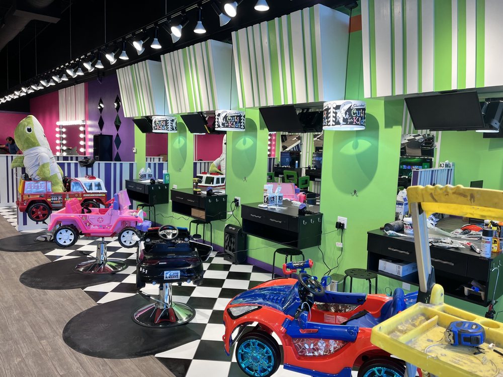 SHARKEYS CUTS FOR KIDS - Updated December 2025 - 11 Photos - 3451 36th ...