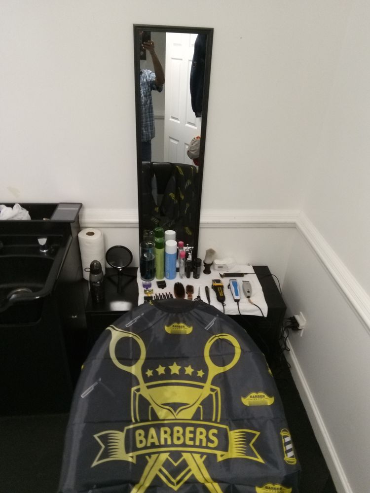 BOSS CUTS - Updated July 2025 - Request an Appointment - 15203B Warwick ...