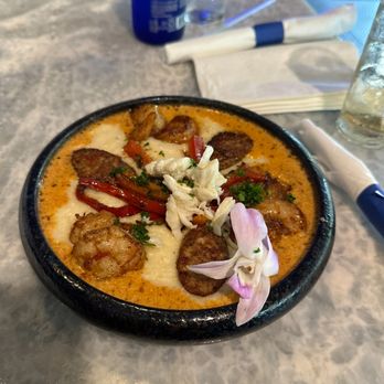 WEEZY’S - Updated June 2025 - 172 Photos & 74 Reviews - 200 Bennett St ...