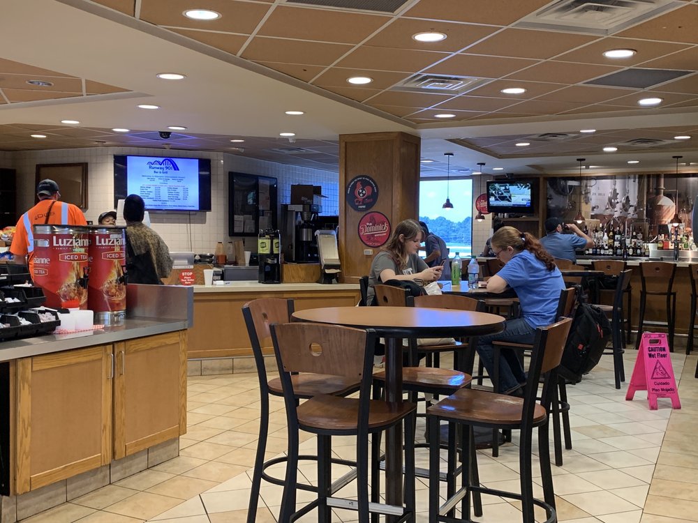 RUNWAY GRILL - Updated July 2025 - 2419 Winchester Rd, Memphis ...