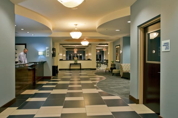 HOLIDAY INN EXPRESS & SUITES LARGO-CLEARWATER - 32 Photos & 27 Reviews ...