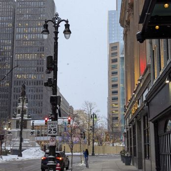 SHAKE SHACK FIRST NATIONAL BUILDING - DOWNTOWN DETROIT - Updated ...