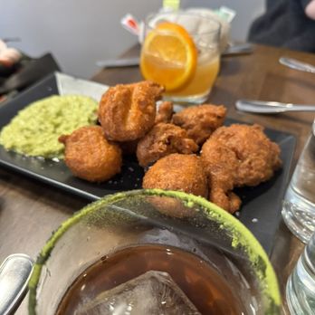 FOOD LAB - Updated October 2025 - 31 Photos & 32 Reviews - 113 N Aurora ...