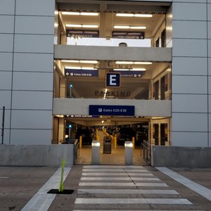 DFW REMOTE PARKING SOUTH - 29 Reviews - Grapevine, Texas - Parking ...