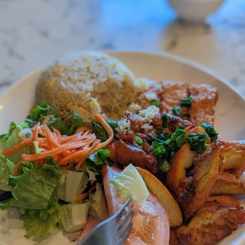 PHO 77 - Updated July 2024 - 179 Photos & 243 Reviews - 1309 W ...