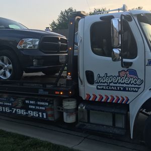 EXPRESS TOW & RECOVERY - Updated December 2025 - 38 Photos & 14 Reviews ...