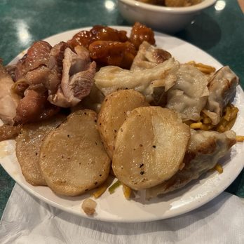 FEAST BUFFET - Updated January 2025 - 334 Photos & 228 Reviews - 1707 N ...