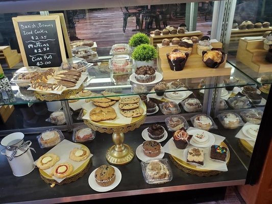 BUCKEYE EAST COFFEE SHOP - Updated October 2025 - 123 E Buckeye Ave ...