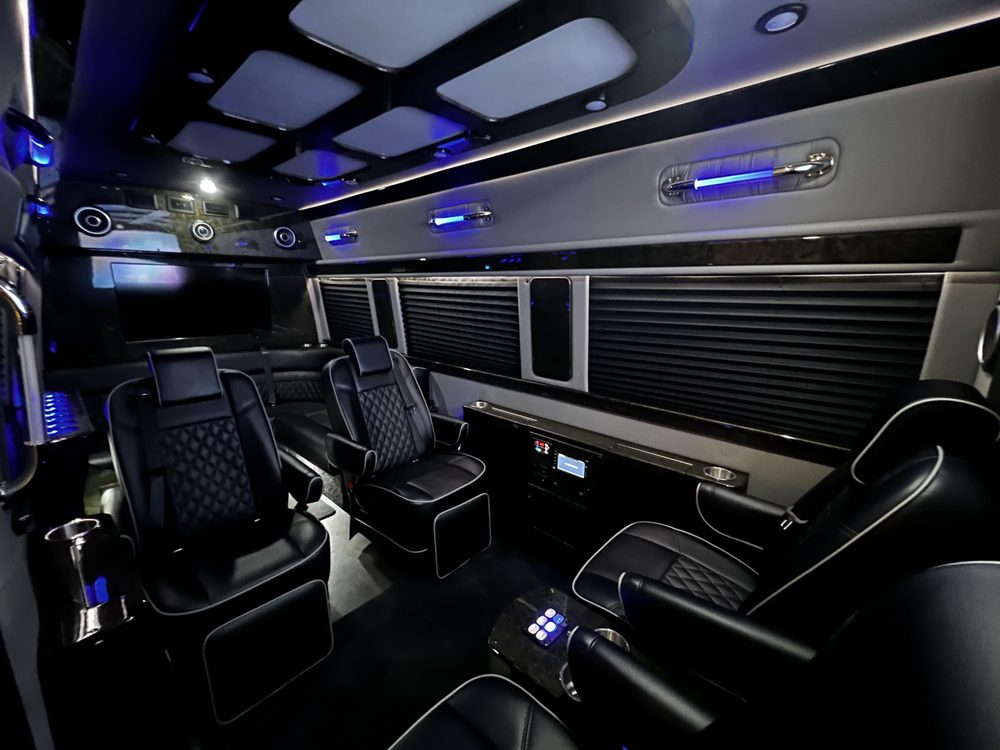 GREENVILLE EXECUTIVE LIMO SERVICE - Updated June 2026 - 23 Photos & 11 ...