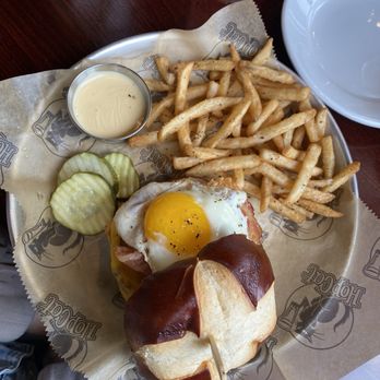 HOPCAT - LIVONIA - Updated July 2024 - 106 Photos & 74 Reviews - 17800 ...