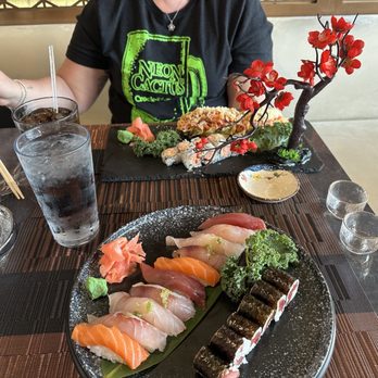 SAKE MARU - Updated June 2024 - 109 Photos & 26 Reviews - 5320 East ...