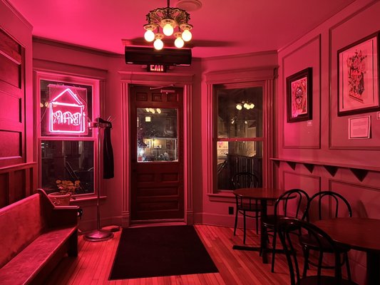 GIB’S BAR - Updated August 2025 - 106 Photos & 121 Reviews - 1380 ...