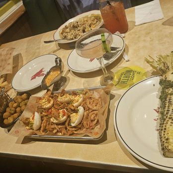 LUCILLE’S SMOKEHOUSE BAR-B-QUE - Updated May 2025 - 2519 Photos & 2495 ...