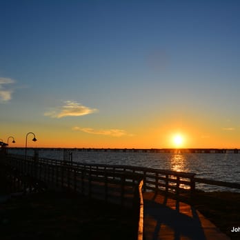 SUNSET POINT - Updated November 2025 - 19 Photos - Massena St. at Lake ...