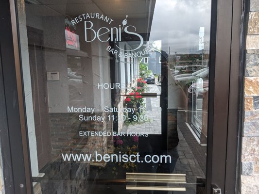 BENI’S RESTAURANT, BAR & BANQUET - Updated August 2024 - 68 Photos ...