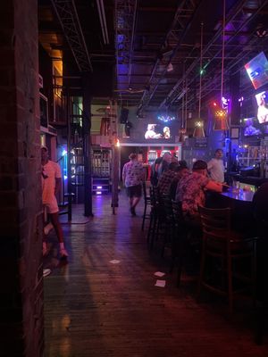GREGS - Updated May 2026 - 74 Photos & 59 Reviews - 231 E 16th St ...