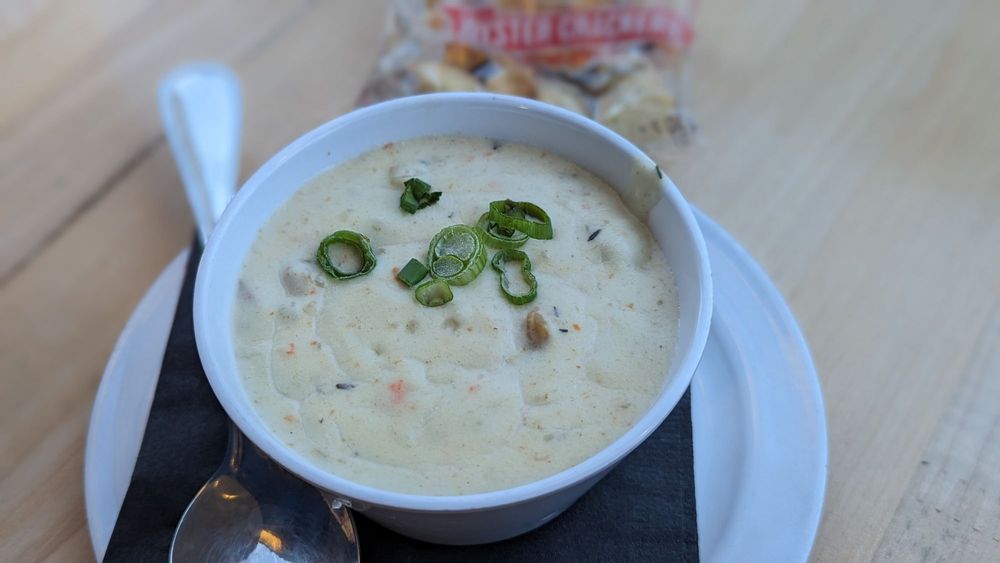 NEWPORT LANDING RESTAURANT - Updated July 2024 - 1047 Photos & 967 ...