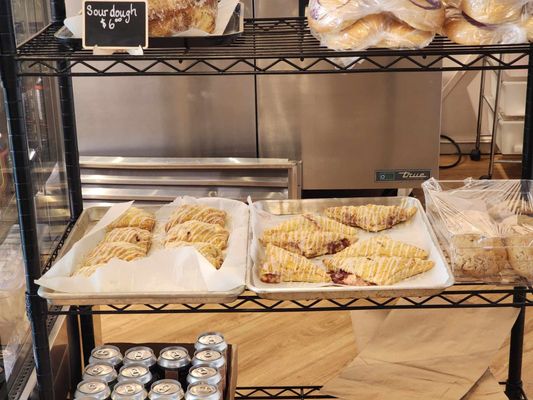 INDULGE CAFÉ AND BAKERY - Updated December 2025 - 11 Photos - 272 Main ...